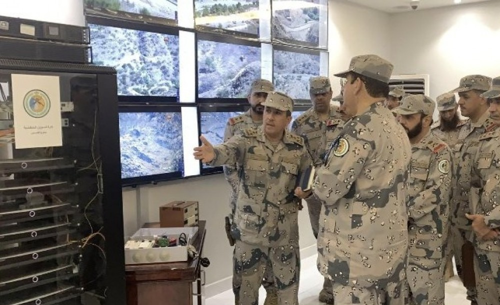 Border Guard Director-General Inspects Sectors and Units in Jazan, Asir ...
